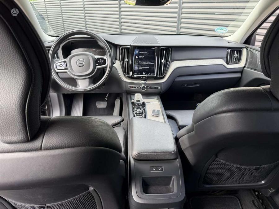 Volvo XC60 2019 in Vilnius, with an engine capacity of 1.97 L and mileage of 236 thousand km for 20990 €, photo 12 on AUTOMOTO.COM.LV
