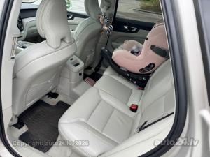 Volvo XC60 2020 in Tallinn, with an engine capacity of 2.00 L and mileage of 137 thousand km for 35000 €, photo 10 on AUTOMOTO.COM.LV