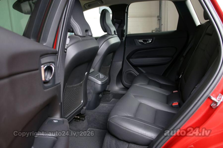 Volvo XC60 2020 Tallina, ar dzinēja tilpumu 2.00 L un nobraukumu 67 tūkst. km par 34990 €, foto 12 vietnē AUTOMOTO.COM.LV