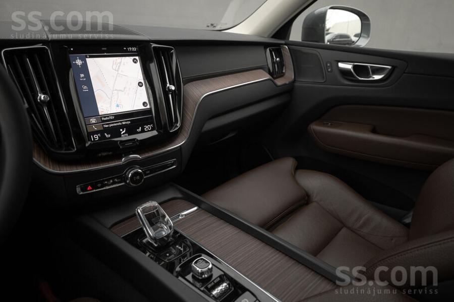Volvo XC60 2020 Jelgava, ar dzinēja tilpumu 2.00 L un nobraukumu 222 tūkst. km par 25000 €, foto 12 vietnē AUTOMOTO.COM.LV