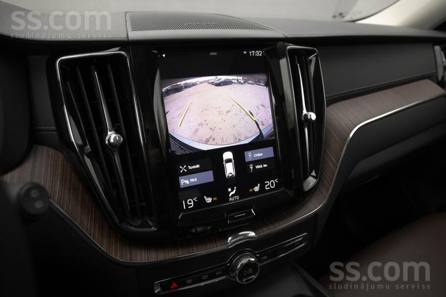 Volvo XC60 2020 Jelgava, ar dzinēja tilpumu 2.00 L un nobraukumu 222 tūkst. km par 25000 €, foto 21 vietnē AUTOMOTO.COM.LV