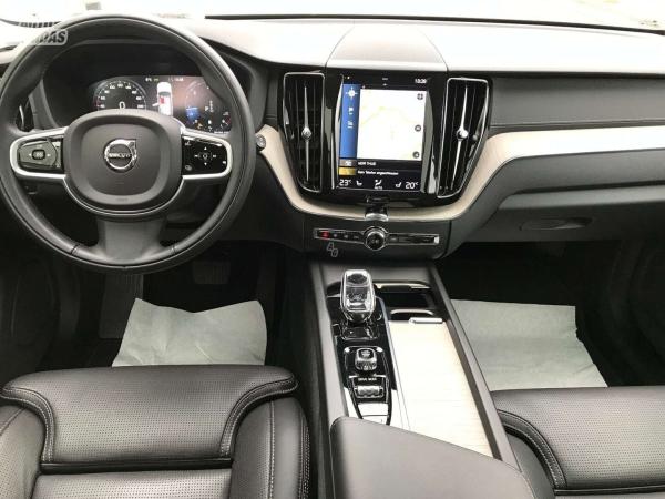 Volvo XC60 2021 in Kaunas, with an engine capacity of 2.00 L and mileage of 14 thousand km for 32649 €, photo 10 on AUTOMOTO.COM.LV