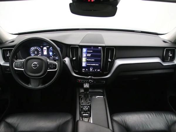 Volvo XC60 2021 Viļņa, ar dzinēja tilpumu 2.00 L un nobraukumu 220 tūkst. km par 22699 €, foto 2 vietnē AUTOMOTO.COM.LV