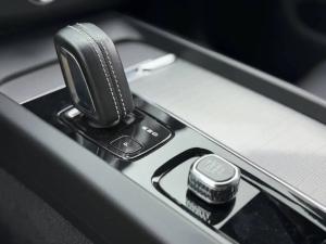 Вольво ХС60 2021 в Рига, объемом двигателя 2.00 л и пробегом 202 тыс. км за 22000 €, фото 18 на AUTOMOTO.COM.LV