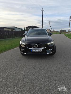Volvo XC60 2021 Viļņa, ar dzinēja tilpumu 2.00 L un nobraukumu 86 tūkst. km par 26900 €, foto 3 vietnē AUTOMOTO.COM.LV