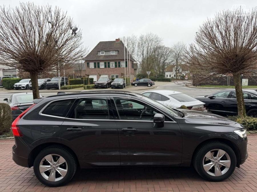 Volvo XC60 2022 in Kaunas, with an engine capacity of 2.00 L and mileage of 60 thousand km for 32175 €, photo 4 on AUTOMOTO.COM.LV
