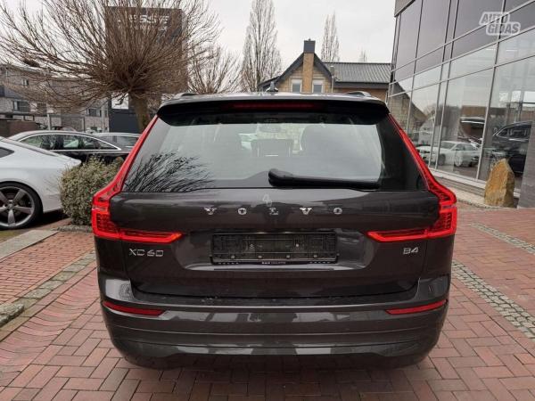 Volvo XC60 2022 in Kaunas, with an engine capacity of 2.00 L and mileage of 60 thousand km for 32175 €, photo 5 on AUTOMOTO.COM.LV