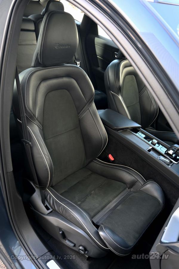 Volvo XC60 2022 Tallina, ar dzinēja tilpumu 2.00 L un nobraukumu 134 tūkst. km par 34900 €, foto 10 vietnē AUTOMOTO.COM.LV