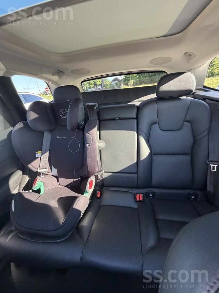 Volvo XC60 2022 Rīga, ar dzinēja tilpumu 2.00 L un nobraukumu 45 tūkst. km par 29000 €, foto 11 vietnē AUTOMOTO.COM.LV