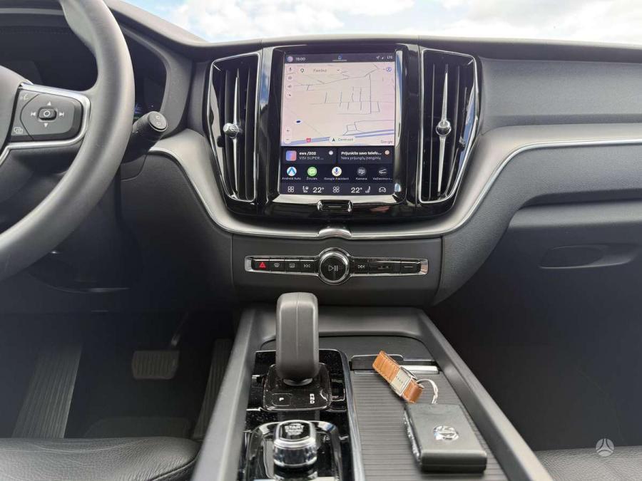 Volvo XC60 2022 Viļņa, ar dzinēja tilpumu 1.97 L un nobraukumu 180 tūkst. km par 28500 €, foto 24 vietnē AUTOMOTO.COM.LV
