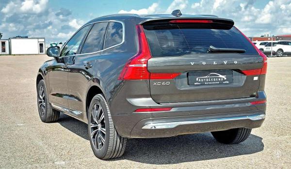 Volvo XC60 2022 in Vilnius, with an engine capacity of 1.97 L and mileage of 281 thousand km for 23999 €, photo 5 on AUTOMOTO.COM.LV