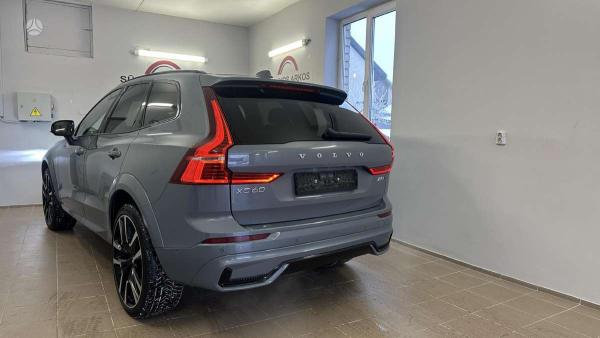 Volvo XC60 2023 in Marijampole, with an engine capacity of 2.00 L and mileage of 160 thousand km for 42550 €, photo 8 on AUTOMOTO.COM.LV