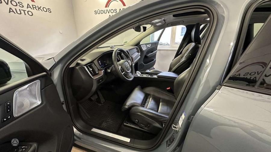 Volvo XC60 2023 in Marijampole, with an engine capacity of 2.00 L and mileage of 160 thousand km for 42550 €, photo 15 on AUTOMOTO.COM.LV