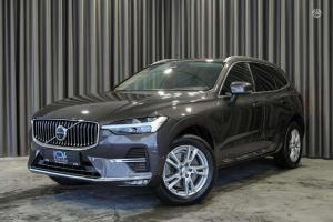 Volvo XC60 2023 in Marijampole, with an engine capacity of 1.97 L and mileage of 211 thousand km for 23950 €, photo 2 on AUTOMOTO.COM.LV