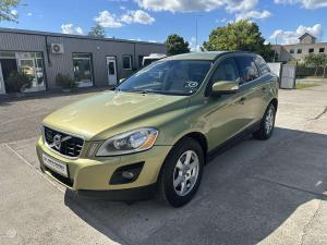 Green Volvo XC60 2008 in Telschi, with an engine capacity of 2.40 L and mileage of 379 thousand km for 3700 €, photo  on AUTOMOTO.COM.LV