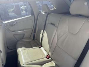 Zaļš Volvo XC60 2008 Telšiai, ar dzinēja tilpumu 2.40 L un nobraukumu 379 tūkst. km par 3700 €, foto 17 vietnē AUTOMOTO.COM.LV