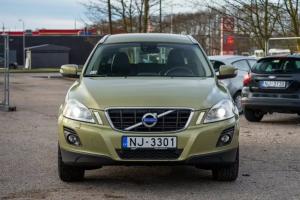 Green Volvo XC60 2008 in Liepaja, with an engine capacity of 2.40 L and mileage of 321 thousand km for 8500 €, photo 7 on AUTOMOTO.COM.LV