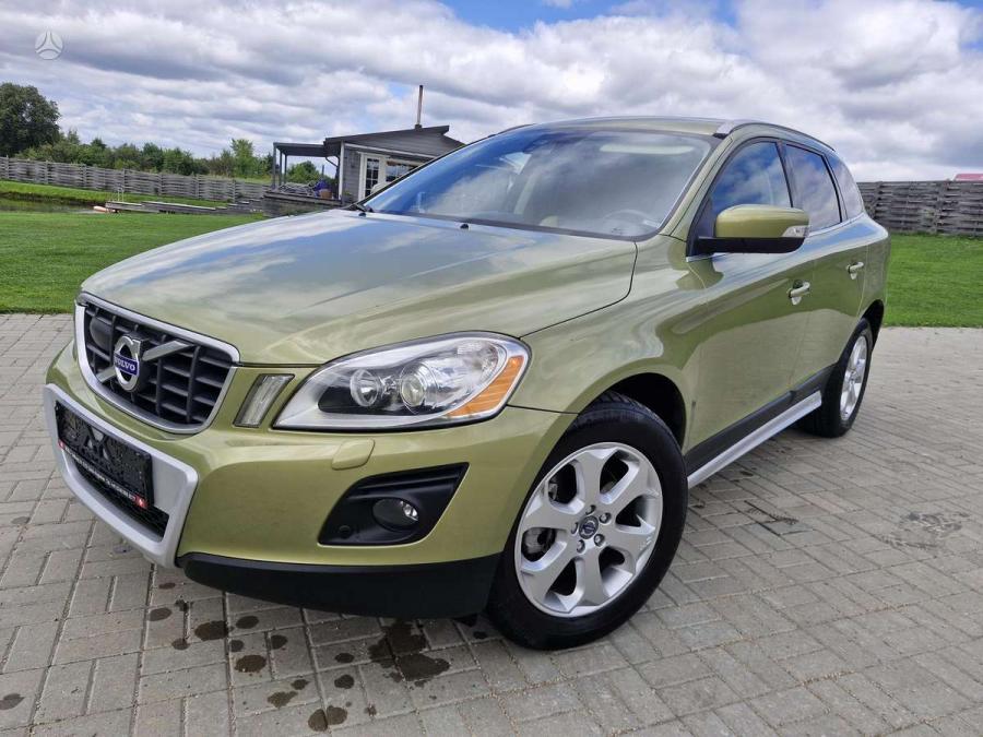 Zaļš Volvo XC60 2008 Viļņa, ar dzinēja tilpumu 2.95 L un nobraukumu 238 tūkst. km par 7600 €, foto 1 vietnē AUTOMOTO.COM.LV
