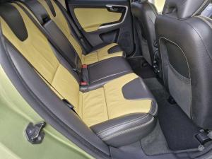 Zaļš Volvo XC60 2008 Viļņa, ar dzinēja tilpumu 2.95 L un nobraukumu 238 tūkst. km par 7600 €, foto 16 vietnē AUTOMOTO.COM.LV