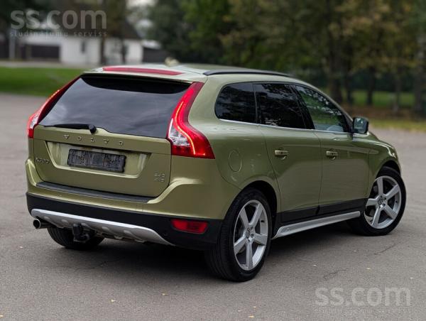 Green Volvo XC60 2008 in Jurmala, with an engine capacity of 2.40 L and mileage of 0 thousand km for 6450 €, photo 7 on AUTOMOTO.COM.LV