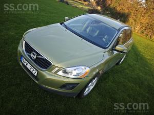 Zaļš Volvo XC60 2008 Ogre, ar dzinēja tilpumu 2.40 L un nobraukumu 334 tūkst. km par 6200 €, foto  vietnē AUTOMOTO.COM.LV