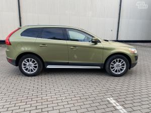 Green Volvo XC60 2009 in Vilnius, with an engine capacity of 2.40 L and mileage of 292 thousand km for 9300 €, photo 9 on AUTOMOTO.COM.LV