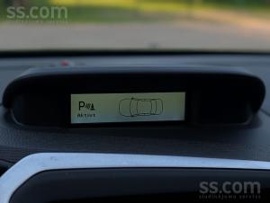 Green Volvo XC60 2009 in Jurmala, with an engine capacity of 2.40 L and mileage of 0 thousand km for 6950 €, photo 21 on AUTOMOTO.COM.LV