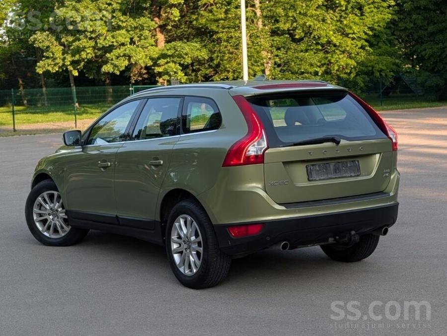 Zaļš Volvo XC60 2010 Jūrmala, ar dzinēja tilpumu 2.40 L un nobraukumu 0 tūkst. km par 6750 €, foto 6 vietnē AUTOMOTO.COM.LV
