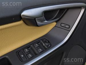 Zaļš Volvo XC60 2010 Jūrmala, ar dzinēja tilpumu 2.40 L un nobraukumu 0 tūkst. km par 6750 €, foto 19 vietnē AUTOMOTO.COM.LV