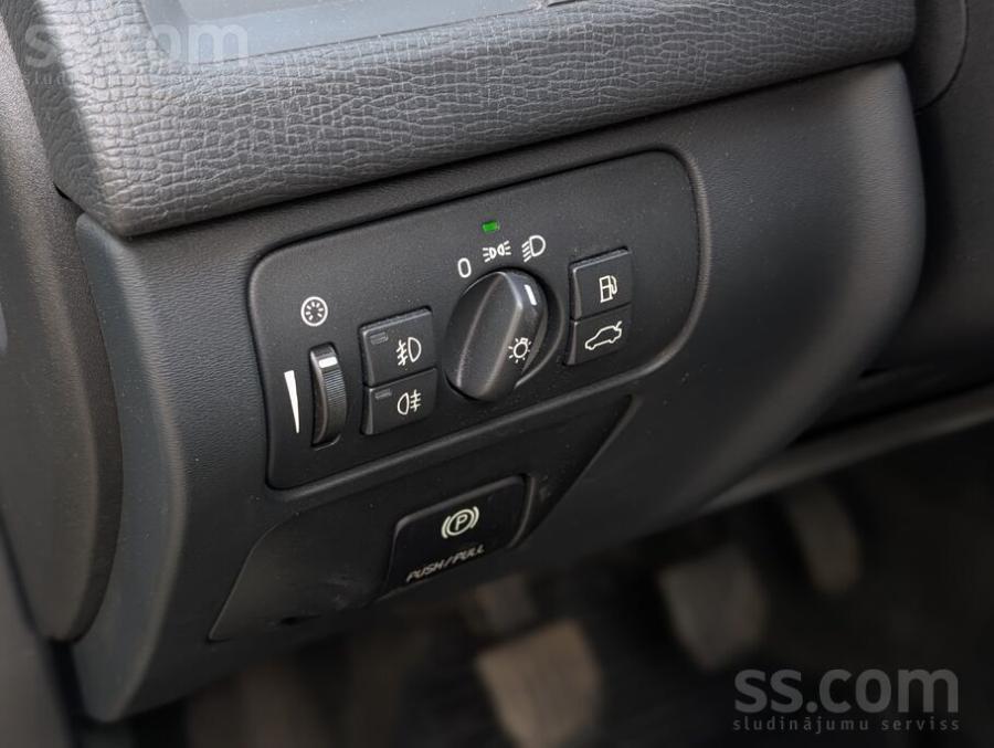 Zaļš Volvo XC60 2010 Jūrmala, ar dzinēja tilpumu 2.40 L un nobraukumu 0 tūkst. km par 6750 €, foto 20 vietnē AUTOMOTO.COM.LV