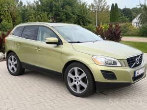 Green Volvo XC60 2010 in Riga, with an engine capacity of 2.40 L and mileage of 314 thousand km for 6500 €, photo  on AUTOMOTO.COM.LV