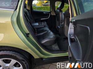 Zaļš Volvo XC60 2010 Rīga, ar dzinēja tilpumu 2.00 L un nobraukumu 312 tūkst. km par 7950 €, foto 13 vietnē AUTOMOTO.COM.LV