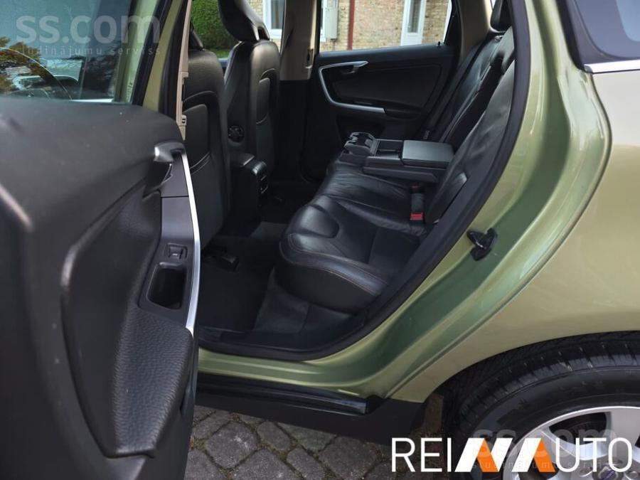 Zaļš Volvo XC60 2010 Rīga, ar dzinēja tilpumu 2.00 L un nobraukumu 312 tūkst. km par 7950 €, foto 16 vietnē AUTOMOTO.COM.LV