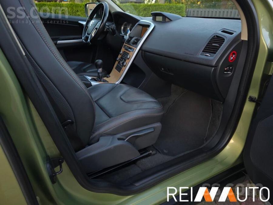 Zaļš Volvo XC60 2010 Rīga, ar dzinēja tilpumu 2.00 L un nobraukumu 312 tūkst. km par 7950 €, foto 17 vietnē AUTOMOTO.COM.LV