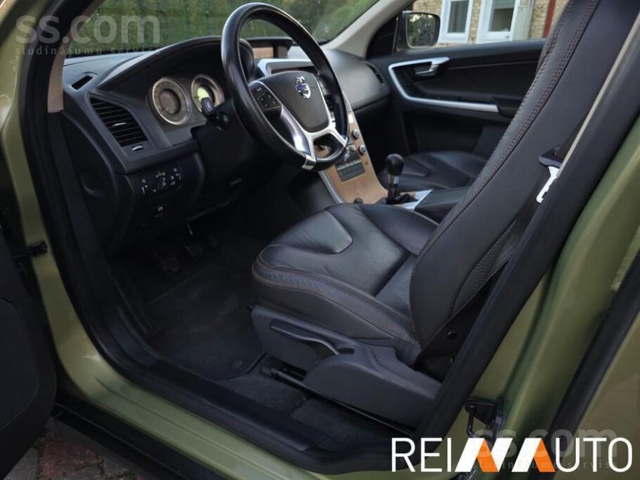Zaļš Volvo XC60 2010 Rīga, ar dzinēja tilpumu 2.00 L un nobraukumu 312 tūkst. km par 7950 €, foto 23 vietnē AUTOMOTO.COM.LV