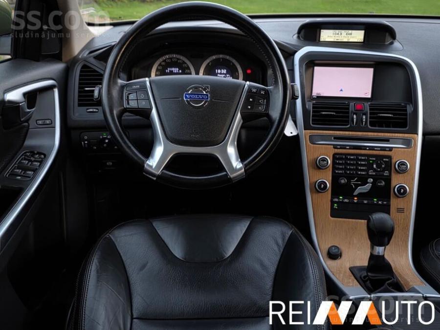 Zaļš Volvo XC60 2010 Rīga, ar dzinēja tilpumu 2.00 L un nobraukumu 312 tūkst. km par 7950 €, foto 25 vietnē AUTOMOTO.COM.LV
