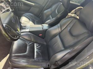 Zaļš Volvo XC60 2013 Rīga, ar dzinēja tilpumu 2.00 L un nobraukumu 285 tūkst. km par 12350 €, foto 7 vietnē AUTOMOTO.COM.LV