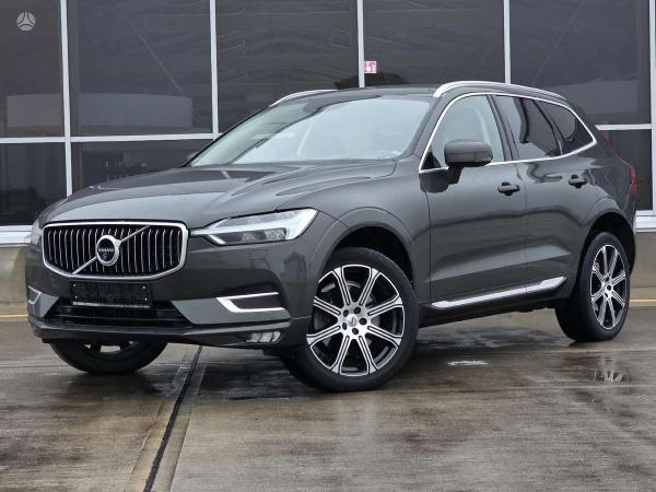 Green Volvo XC60 2017 in Vilnius, with an engine capacity of 1.97 L and mileage of 159 thousand km for 23600 €, photo 3 on AUTOMOTO.COM.LV