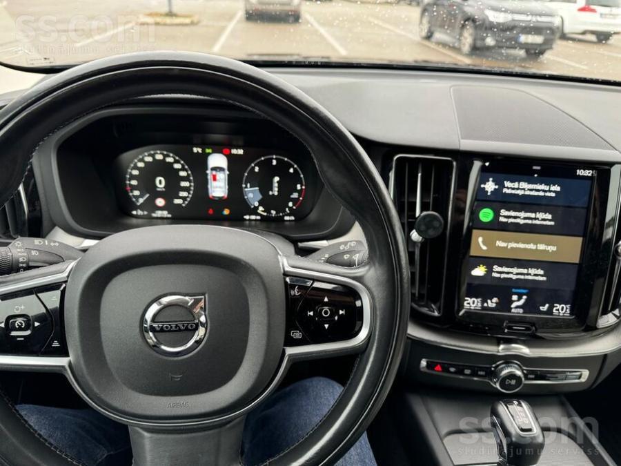 Zaļš Volvo XC60 2017 Rīga, ar dzinēja tilpumu 2.00 L un nobraukumu 189 tūkst. km par 17500 €, foto 8 vietnē AUTOMOTO.COM.LV