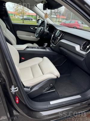 Zaļš Volvo XC60 2017 Rīga, ar dzinēja tilpumu 2.00 L un nobraukumu 189 tūkst. km par 17500 €, foto 12 vietnē AUTOMOTO.COM.LV