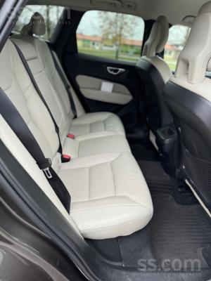 Zaļš Volvo XC60 2017 Rīga, ar dzinēja tilpumu 2.00 L un nobraukumu 189 tūkst. km par 17500 €, foto 13 vietnē AUTOMOTO.COM.LV