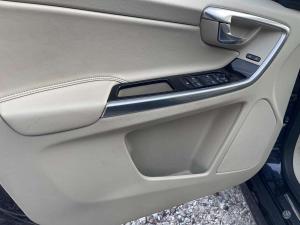 Zaļš Volvo XC60 2017 Kauņa, ar dzinēja tilpumu 1.97 L un nobraukumu 210 tūkst. km par 10700 €, foto 15 vietnē AUTOMOTO.COM.LV