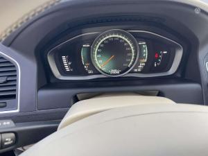 Zaļš Volvo XC60 2017 Kauņa, ar dzinēja tilpumu 1.97 L un nobraukumu 210 tūkst. km par 10700 €, foto 24 vietnē AUTOMOTO.COM.LV
