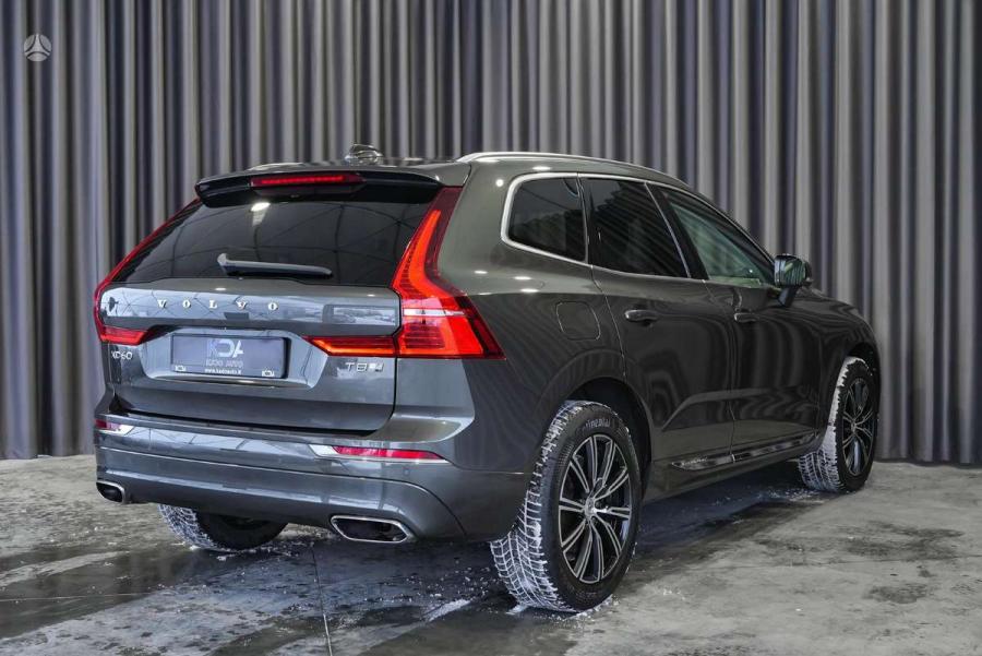 Zaļš Volvo XC60 2018 Marijampole, ar dzinēja tilpumu 1.97 L un nobraukumu 282 tūkst. km par 21450 €, foto 12 vietnē AUTOMOTO.COM.LV