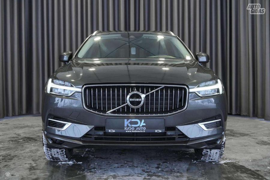 Green Volvo XC60 2018 in Marijampole, with an engine capacity of 2.00 L and mileage of 282 thousand km for 21450 €, photo 3 on AUTOMOTO.COM.LV