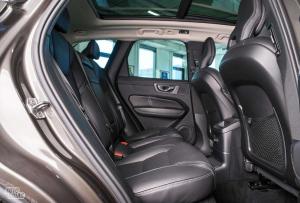 Zaļš Volvo XC60 2018 Marijampole, ar dzinēja tilpumu 2.00 L un nobraukumu 282 tūkst. km par 19250 €, foto 35 vietnē AUTOMOTO.COM.LV