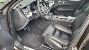 Green Volvo XC60 2018 in Riga, with an engine capacity of 2.00 L and mileage of 233 thousand km for 19500 €, photo 6 on AUTOMOTO.COM.LV