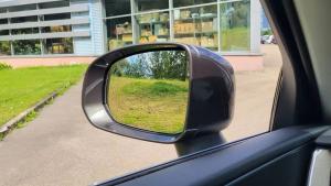 Green Volvo XC60 2018 in Riga, with an engine capacity of 2.00 L and mileage of 233 thousand km for 19500 €, photo 15 on AUTOMOTO.COM.LV