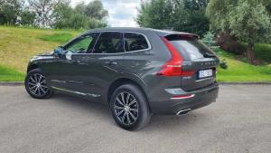 Green Volvo XC60 2018 in Riga, with an engine capacity of 2.00 L and mileage of 233 thousand km for 19500 €, photo 18 on AUTOMOTO.COM.LV