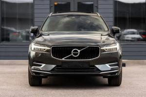 Green Volvo XC60 2018 in Jelgava, with an engine capacity of 2.00 L and mileage of 80 thousand km for 29950 €, photo 6 on AUTOMOTO.COM.LV